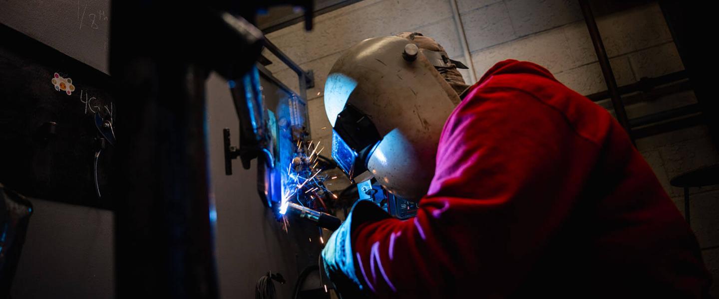 Welder Apprenticeship | Northwestern Polytechnic