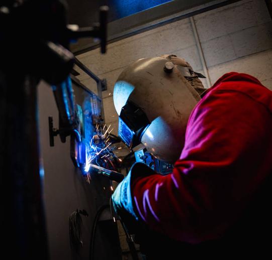 Welder Apprenticeship | Northwestern Polytechnic